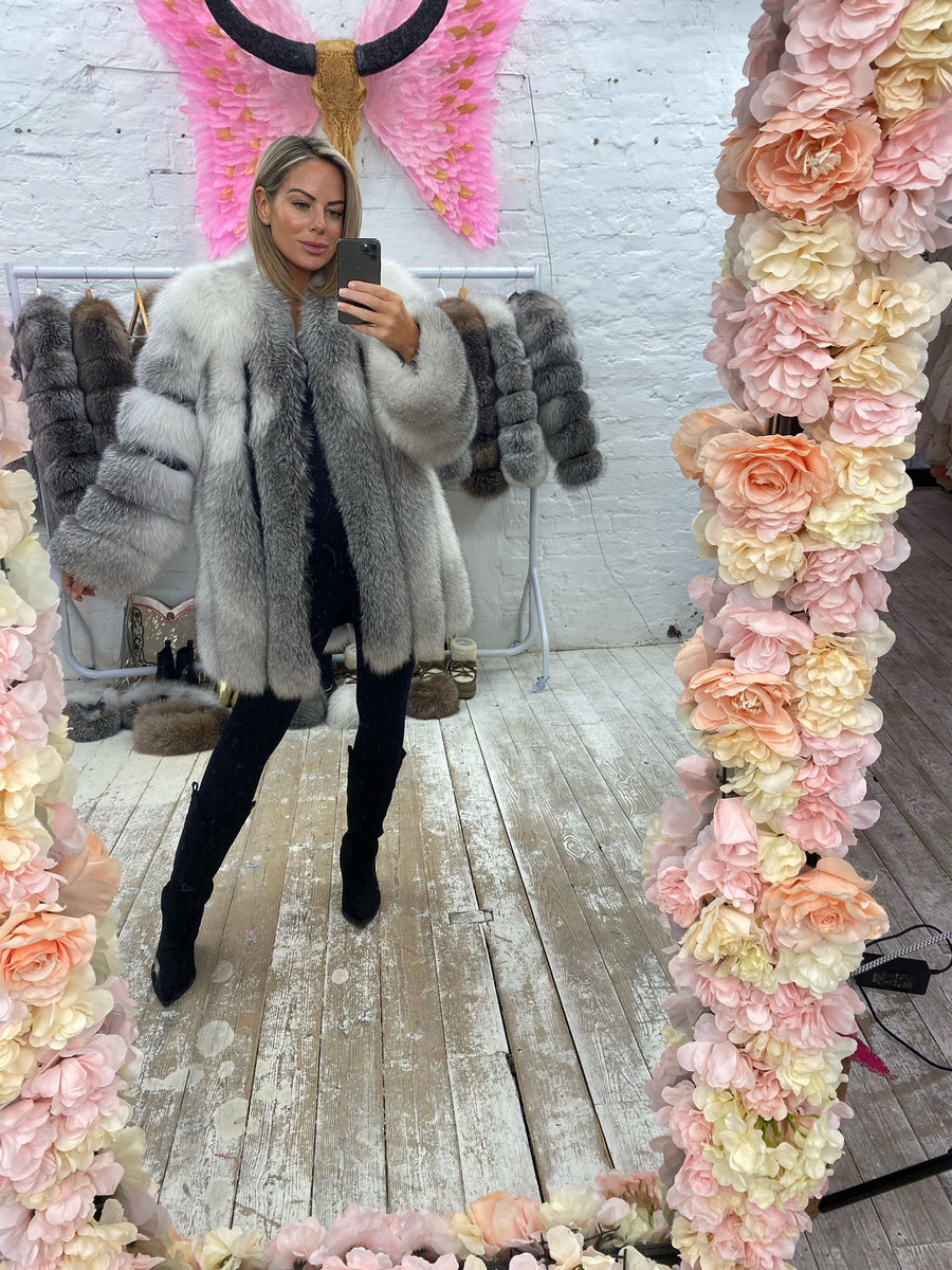 V.I.P Laura Jane Paris Saga Fur Luxury Coat ‘ Dubai ‘ – ESSEX COUTURE