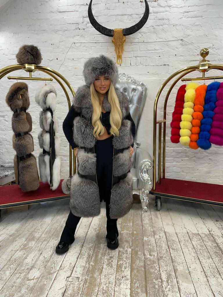 V.IP Laura Jane Paris Saga Fur – ESSEX COUTURE